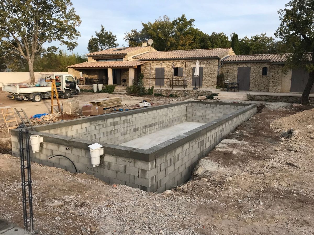 Construction de piscine en Vaucluse | AMS maçonnerie